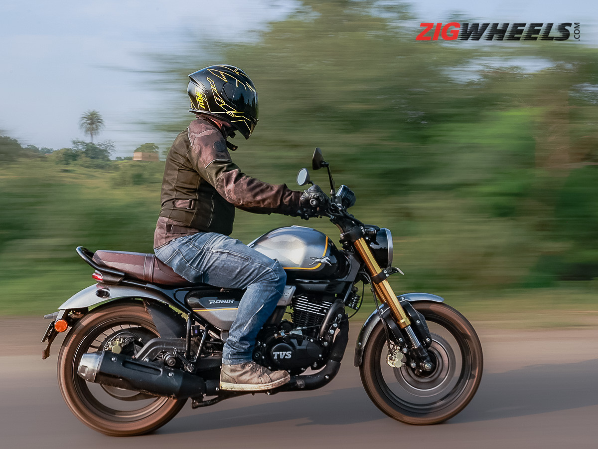 TVS Ronin Price, Images, Mileage & Reviews
