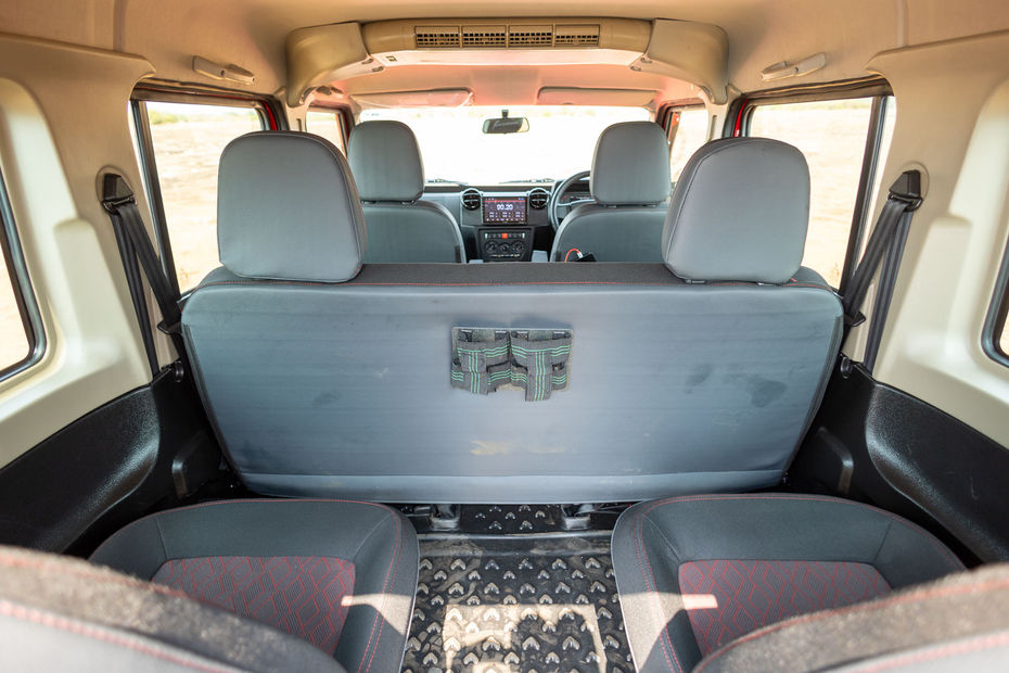 Force Motors Gurkha 5 Door Price, 4x4 SUV, 7 Seater Images, colours ...