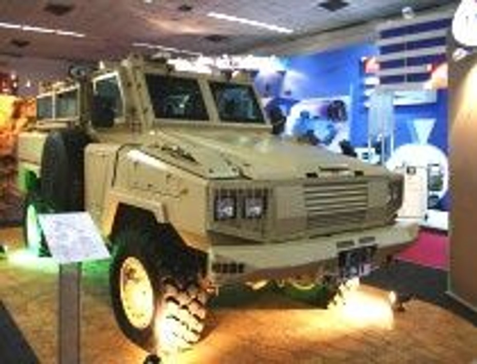 Mahindra Shows off Defense Power @ DefExpo 08 - ZigWheels