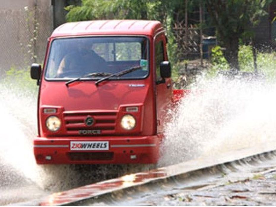The new Trump from Force Motors - ZigWheels
