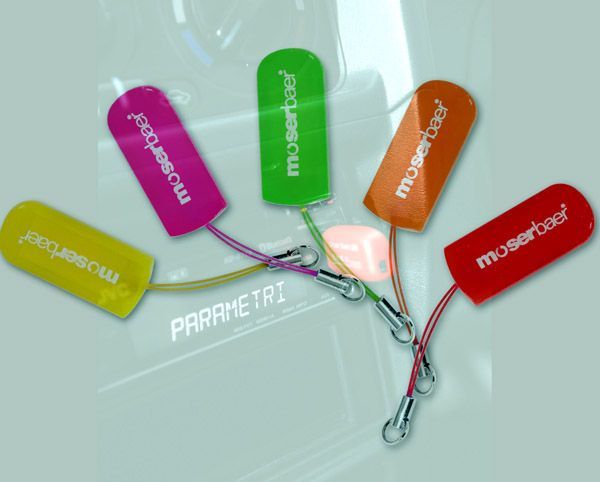 World's slimmest USB flash drive from Moser Baer - ZigWheels