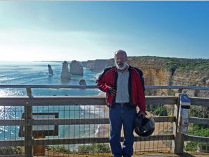 Navroze Contractor goes on an Australian Ride - ZigWheels