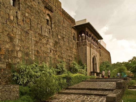 Fort JadhavGadh - A Reflection on its History - ZigWheels