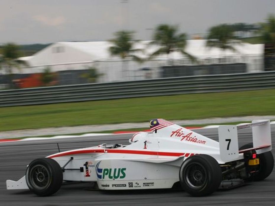 Nabil Jeffri wins the first race of JK Racing Asia Series - ZigWheels