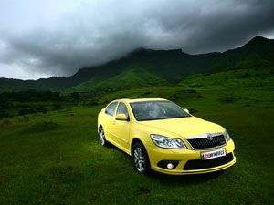 Skoda Laura vRS: First Drive - ZigWheels