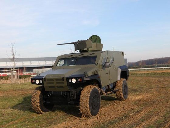 Ashok Leyland unveils its COLT (LTV) at 2012 DefExpo - ZigWheels