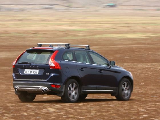 Volvo XC60 D3: Road Test - ZigWheels