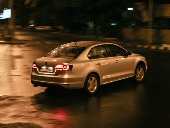 Volkswagen Jetta TSI : First Drive - ZigWheels