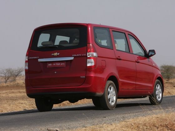 Chevrolet Enjoy : First Drive - ZigWheels
