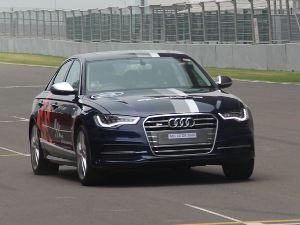 Audi S6 : First Drive - ZigWheels