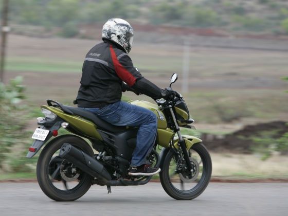 Honda CB Trigger: Road Test - ZigWheels