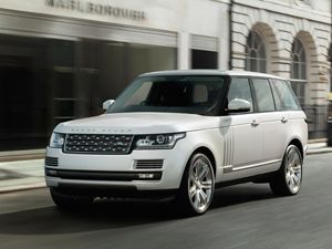New Range Rover long wheelbase revealed - ZigWheels