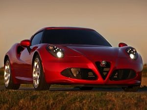 Alfa Romeo 4C details revealed - ZigWheels