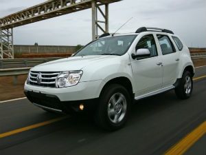 Renault to launch MPV, small car in 2 years - ZigWheels