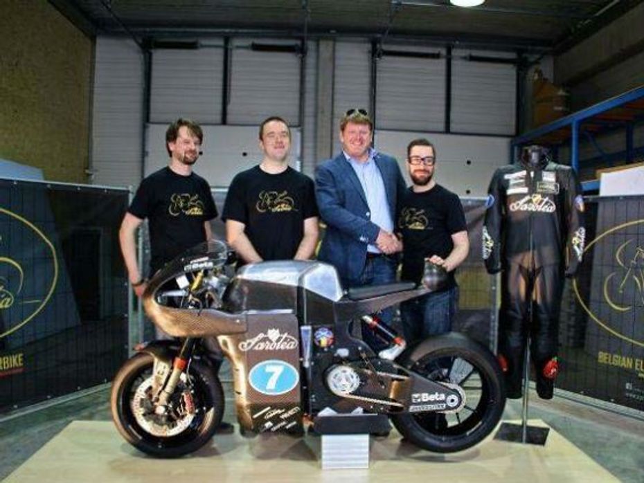 Sarolea SP7 electric superbike unveiled - ZigWheels
