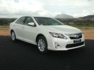 2015 Toyota Camry NASCAR race car unveiled - ZigWheels