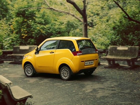 2014 Mahindra Reva e2o T2: Review - ZigWheels
