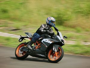 KTM RC200: Review - ZigWheels