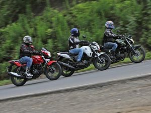 Two-wheeler sales continue to grow in August - ZigWheels