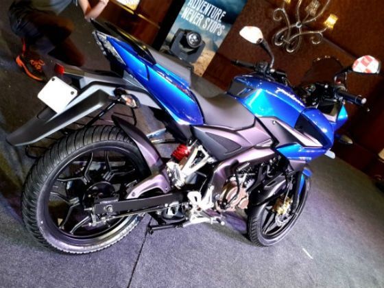 New Bajaj Pulsar AS150 First Review - ZigWheels