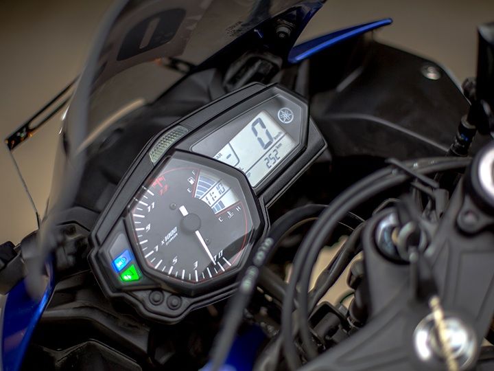 Yamaha YZF R3 : Detailed Review - ZigWheels