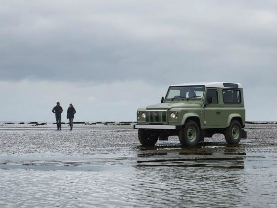Land Rover Defender final special editions launched - ZigWheels