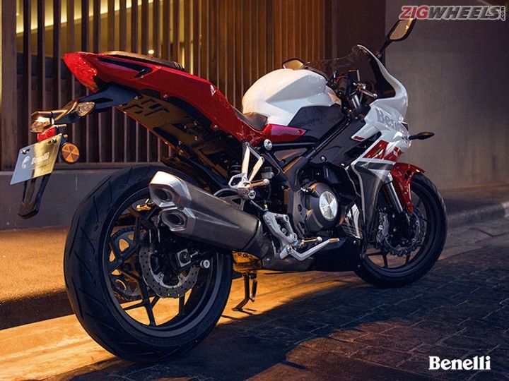 Benelli 302R To Be Launched In First Week Of January - ZigWheels