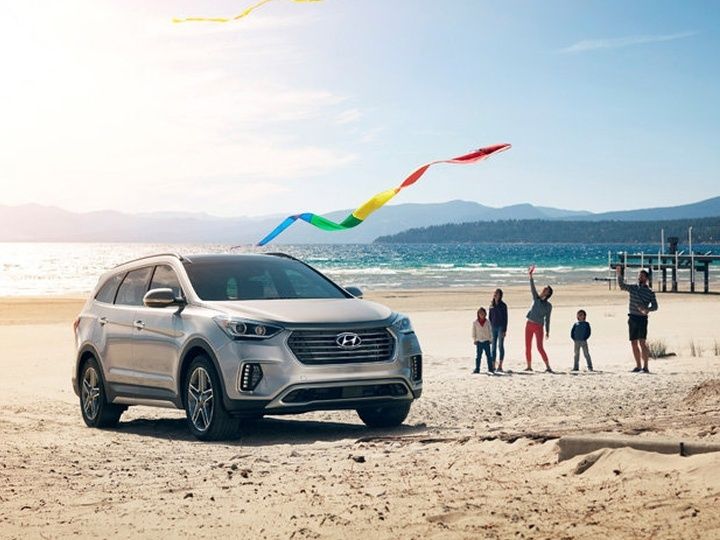 2017 Hyundai Santa Fe unveiled at Chicago Auto Show - ZigWheels