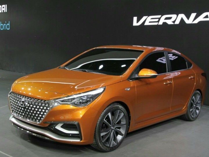 2017 Hyundai Verna Revealed In Spy Shots - ZigWheels