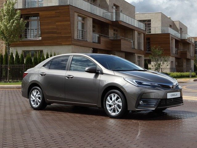 Facelifted Corolla Altis coming to India in 2017 - ZigWheels