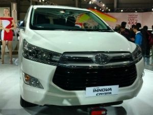 Toyota Innova Crysta to be launched in April 2016 - ZigWheels