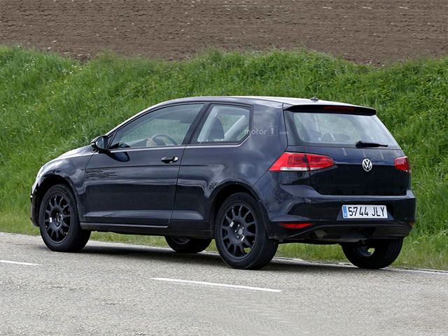 Volkswagen Polo-Based Compact SUV Spied - ZigWheels