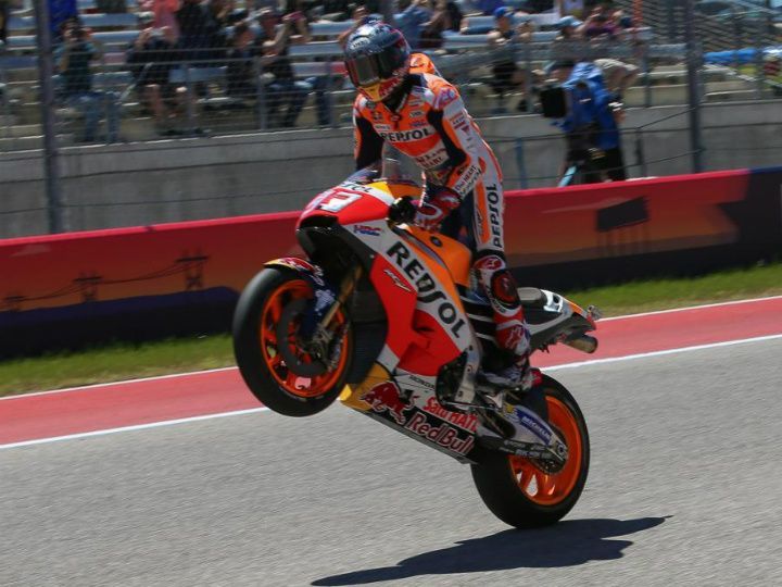 2017 Americas MotoGP - High 5 For Marquez! - ZigWheels