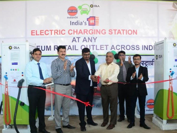 Indian Oil Opens Its First EV Charging Station In Nagpur - ZigWheels