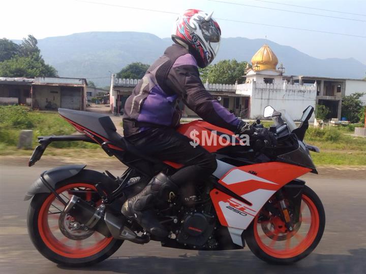 KTM RC 250 Spotted Testing - ZigWheels