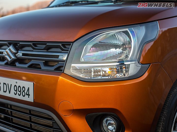 Maruti Suzuki XL5 Spotted Testing Again - ZigWheels