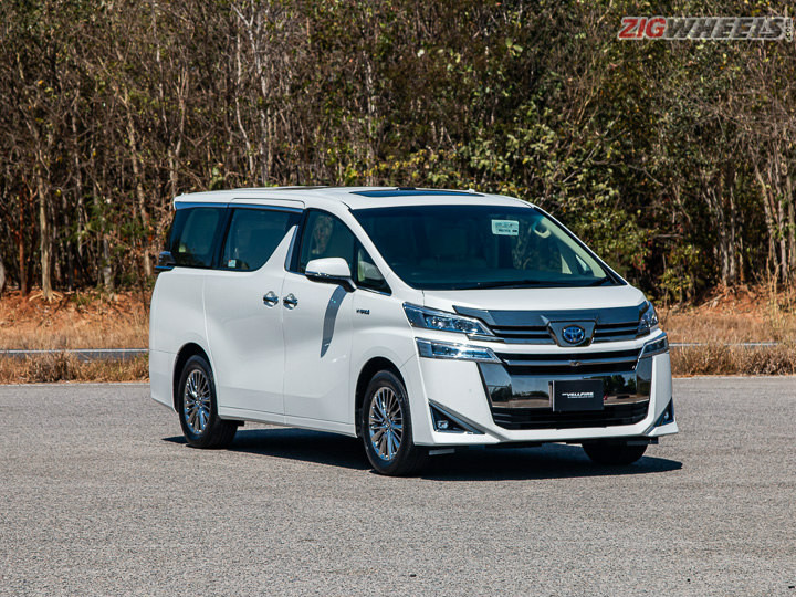 Toyota Vellfire India First Drive Review - ZigWheels