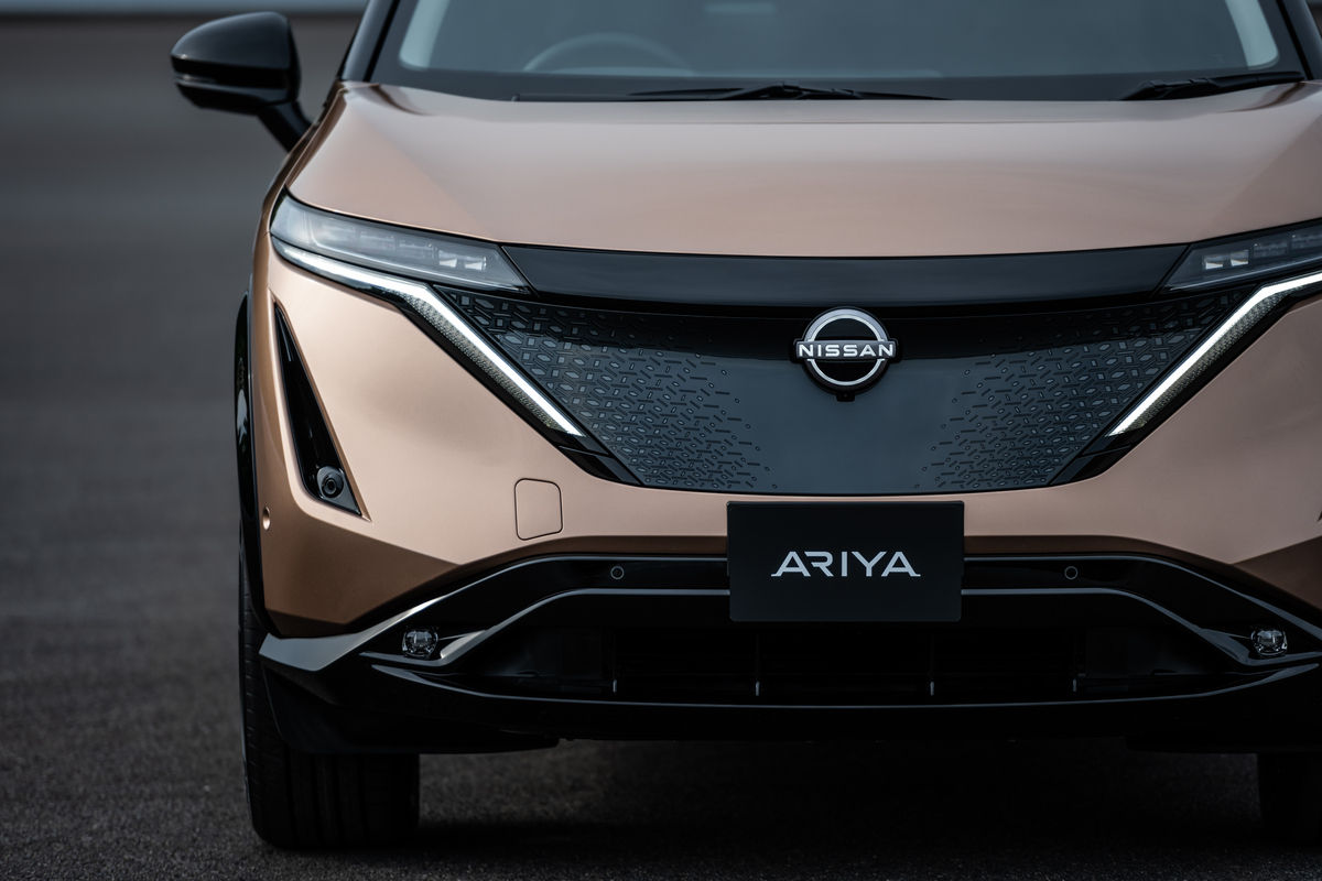 Nissan Ariya Electric Crossover Coupe SUV Revealed With Up To 610km ...