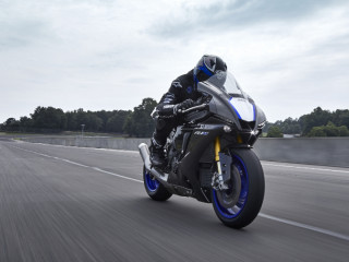 Yamaha R1 Speed Block edition unveiled - ZigWheels