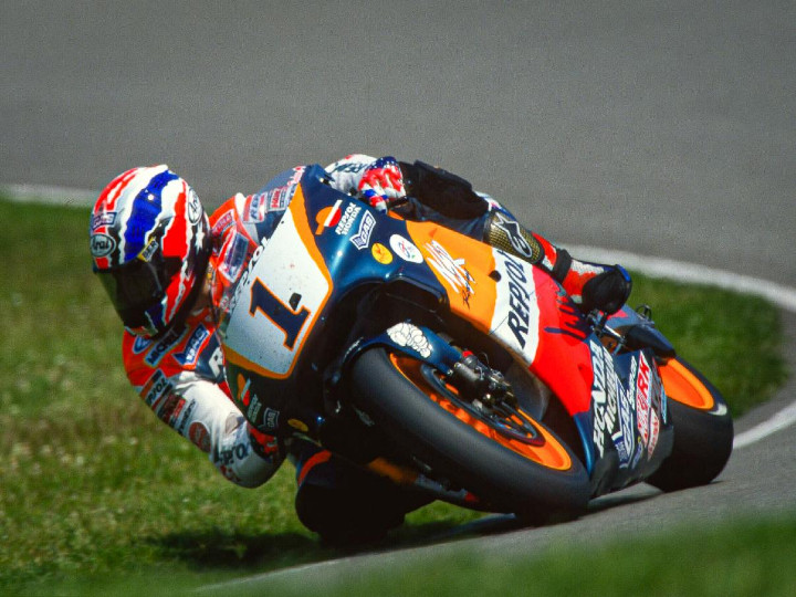Motoring Personalities That Inspire Us: Mick Doohan - ZigWheels