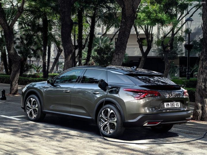 Citroen C5 X Unveiled: 5 Things That Caught Our Attention - ZigWheels