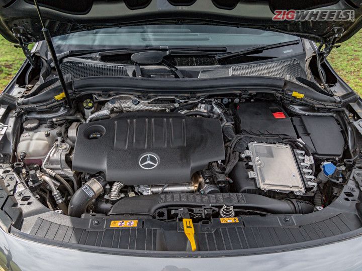 Mercedes-Benz GLA 220d AMG Review | Perfect Introduction To The Luxury ...