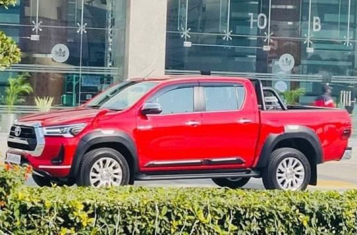 Top Car News India: Tata Tiago, Tigor CNG launch, Toyota Hilux Spied ...