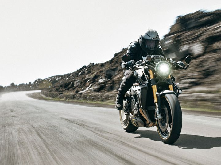 Ducati Streetfighter V4 S Vs MV Agusta Rush 1000: Spec Comparison ...