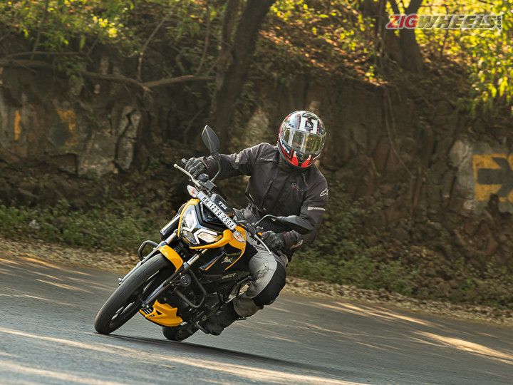 TVS Raider Price, Images, Mileage & Reviews