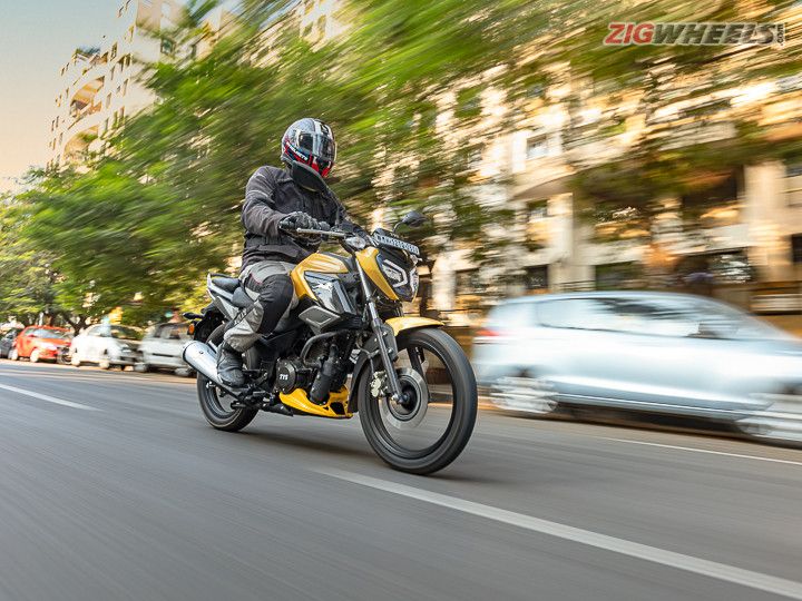 TVS Raider Price, Images, Mileage & Reviews