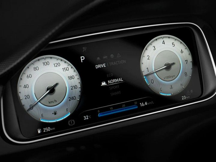 Facelifted Hyundai Creta Breaks Cover, Gets Driver Assistance Features ...