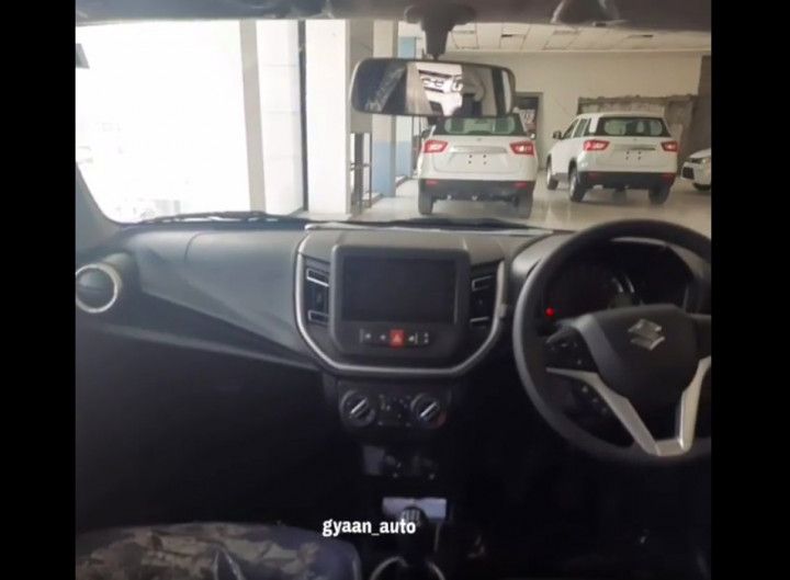 2021 Maruti Suzuki Celerio Interior Detailed - ZigWheels