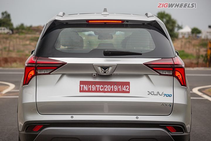 Mahindra XUV700 And Plastic Tailgates: Mythbusting - ZigWheels