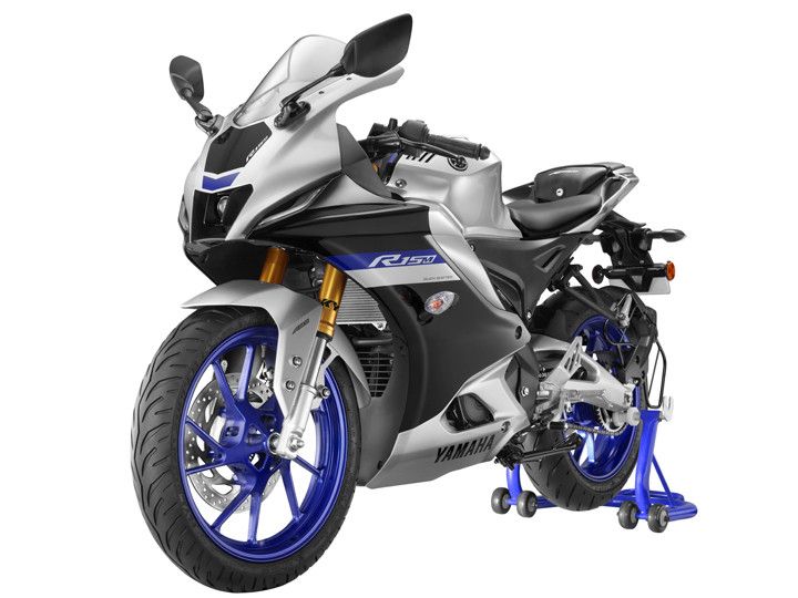 Yamaha YZF-R15 V4 vs 2021 Honda CBR150R: Spec Comparison - ZigWheels